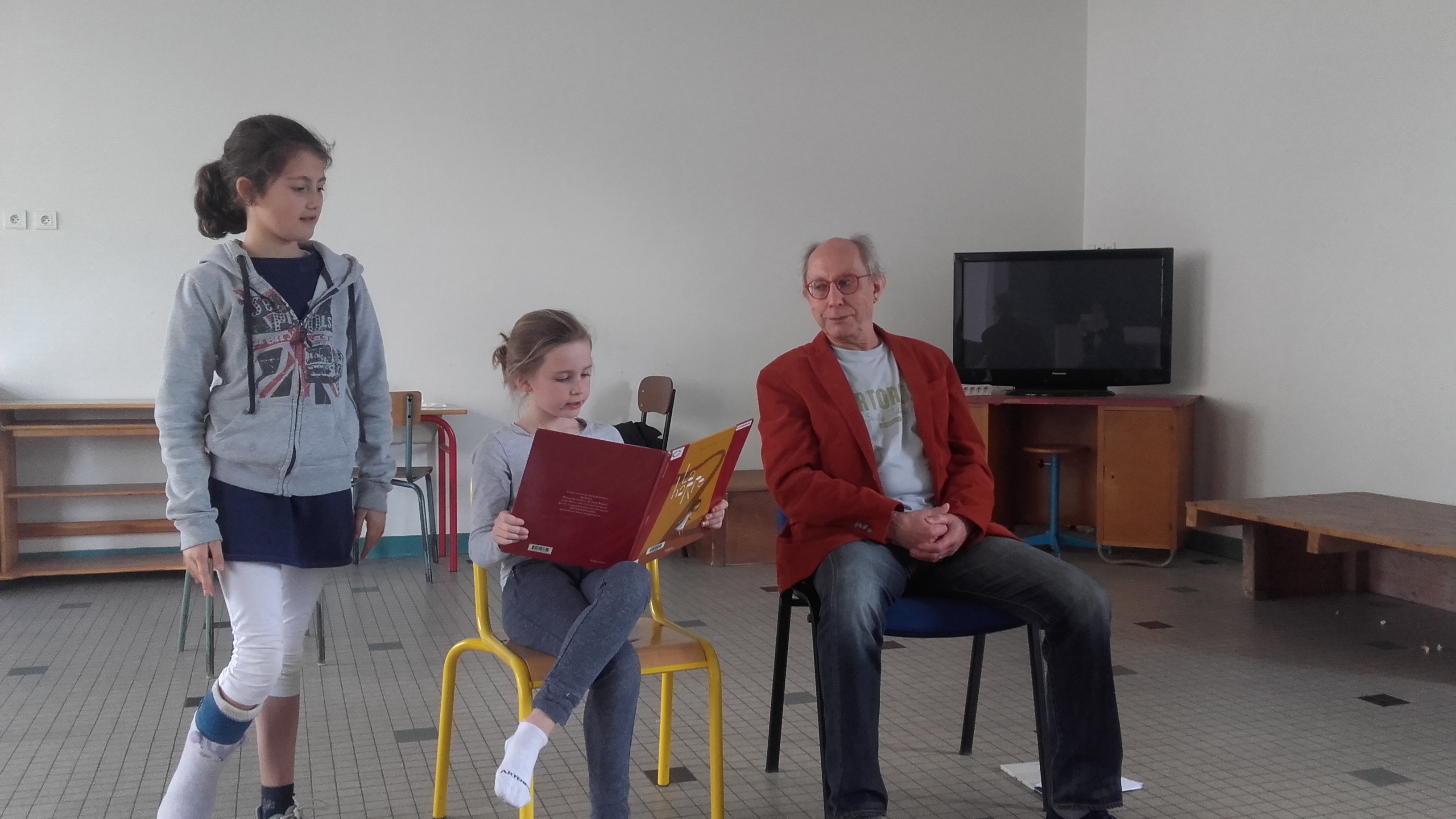 Des ateliers de lecture pour les élèves de cp, ce1 et ce2.